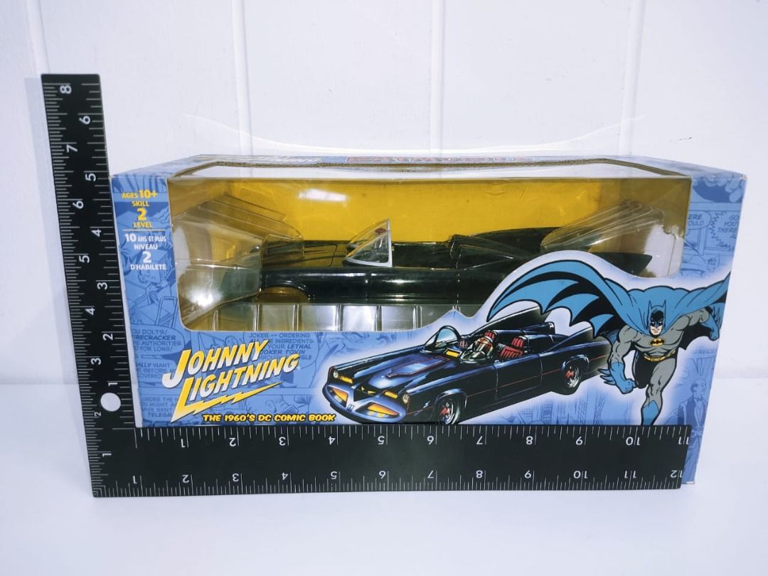 2002 BATMAN 1960s BATMOBILE JOHNNY LIGHTNING 1/24 SCALE DIECAST MODEL ...