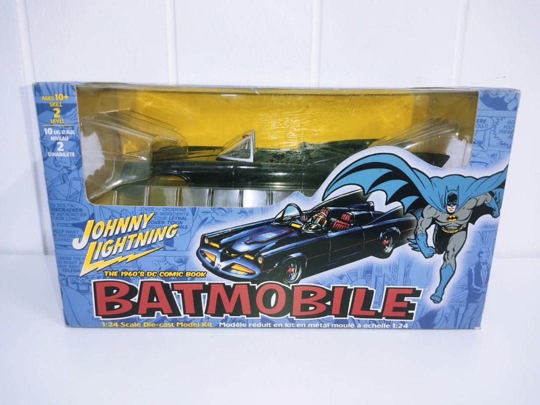 2002 BATMAN 1960s BATMOBILE JOHNNY LIGHTNING 1/24 SCALE DIECAST MODEL ...