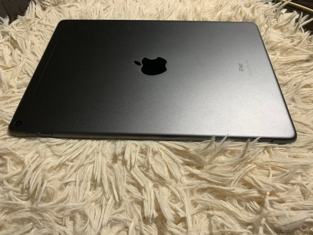 9th gen 64gb LTE with sim slot on Carousell