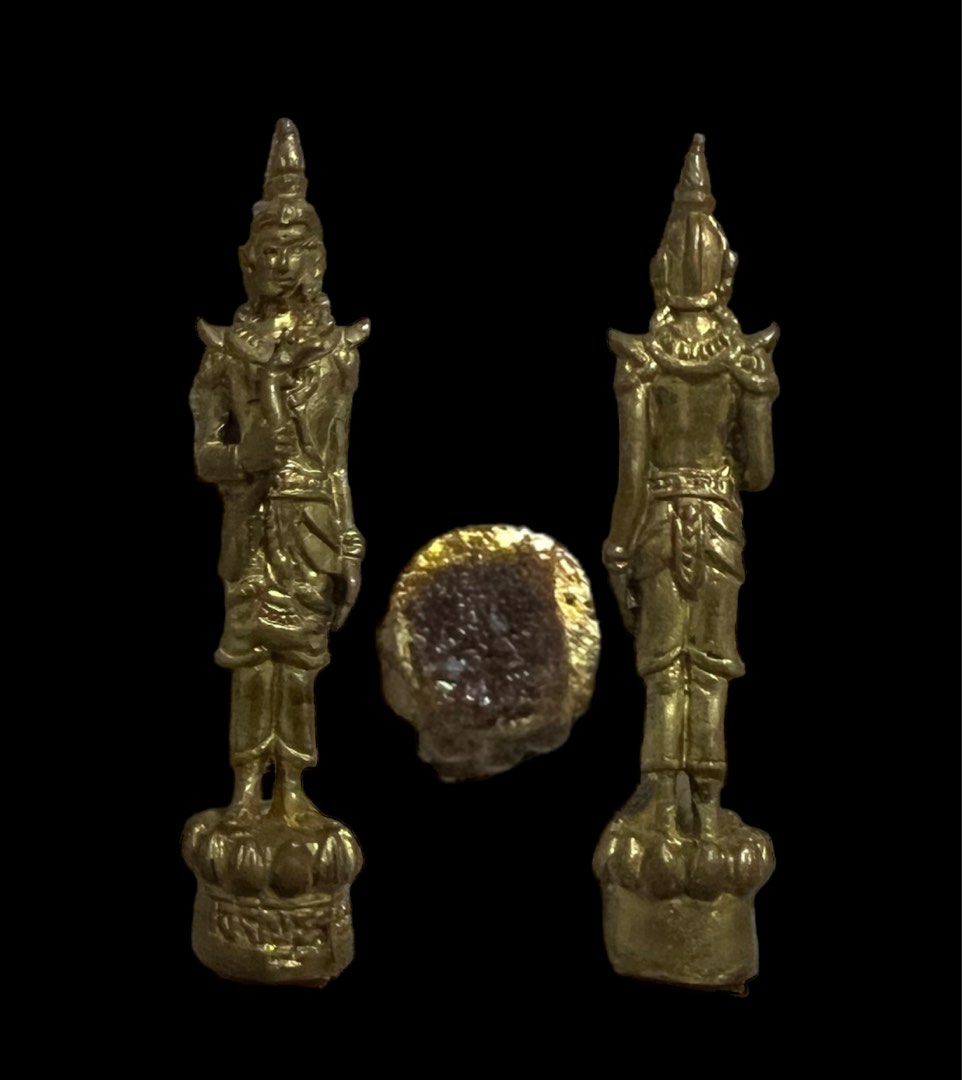 财神 Phra Cherlearntham Roop Lor Lp Pinak Jiworn Lp Pinak Wat SanomLaos B ...