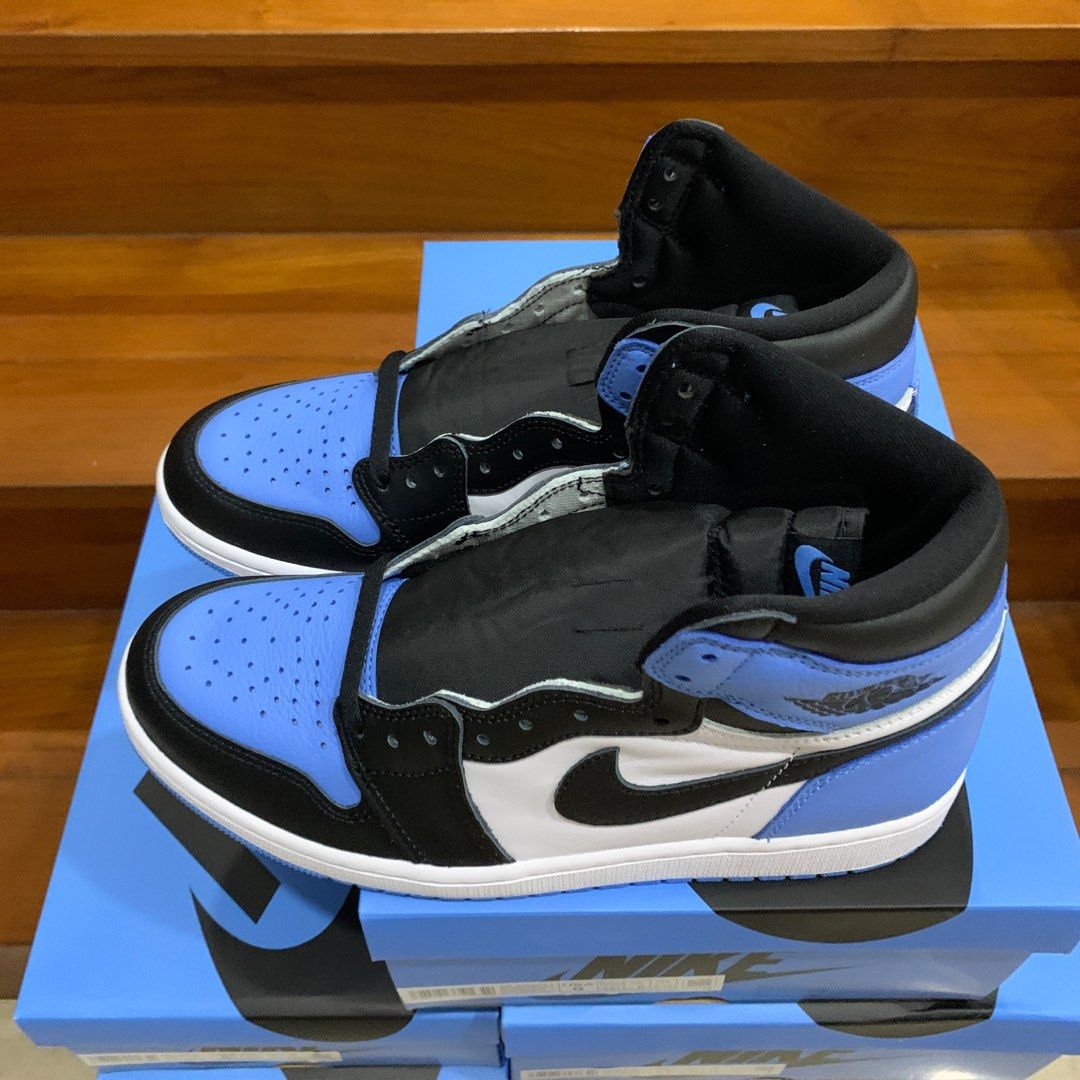 Air Jordan 1 UNC Toe, Men's Fashion, Footwear, Sneakers on Carousell