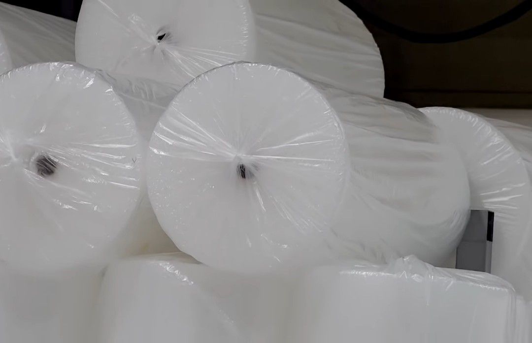 BUBBLE WRAP SUPPLIER BLACK AND WHITE, Hobbies & Toys, Stationary ...