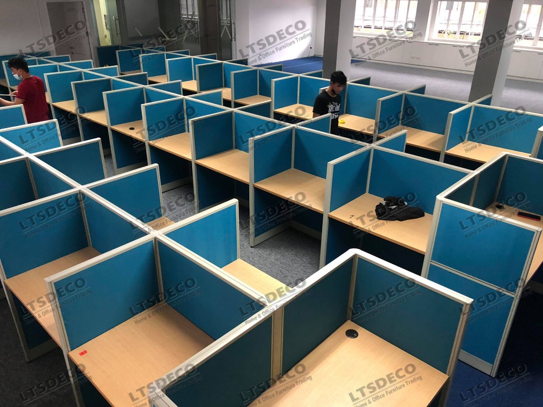 CALL CENTER TABLE OFFICE PARTITION FURNITURE MODULAR CUBICLES on Carousell