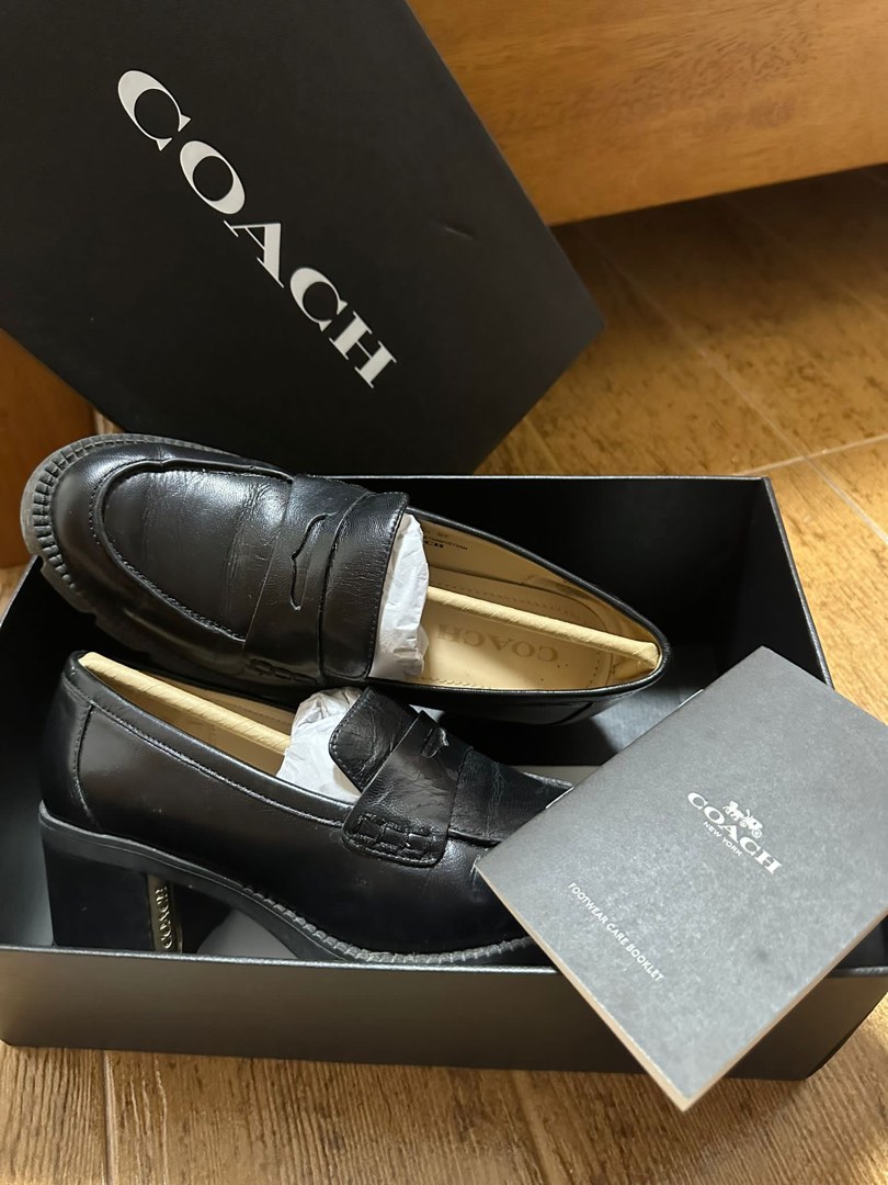 Coach Loafers, Women's Fashion, Footwear, Loafers on Carousell