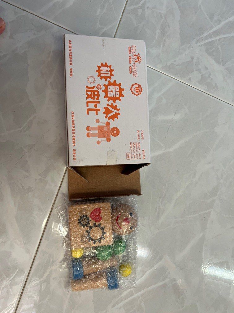 Coco lion wooden magnet robot, Hobbies & Toys, Toys & Games on Carousell