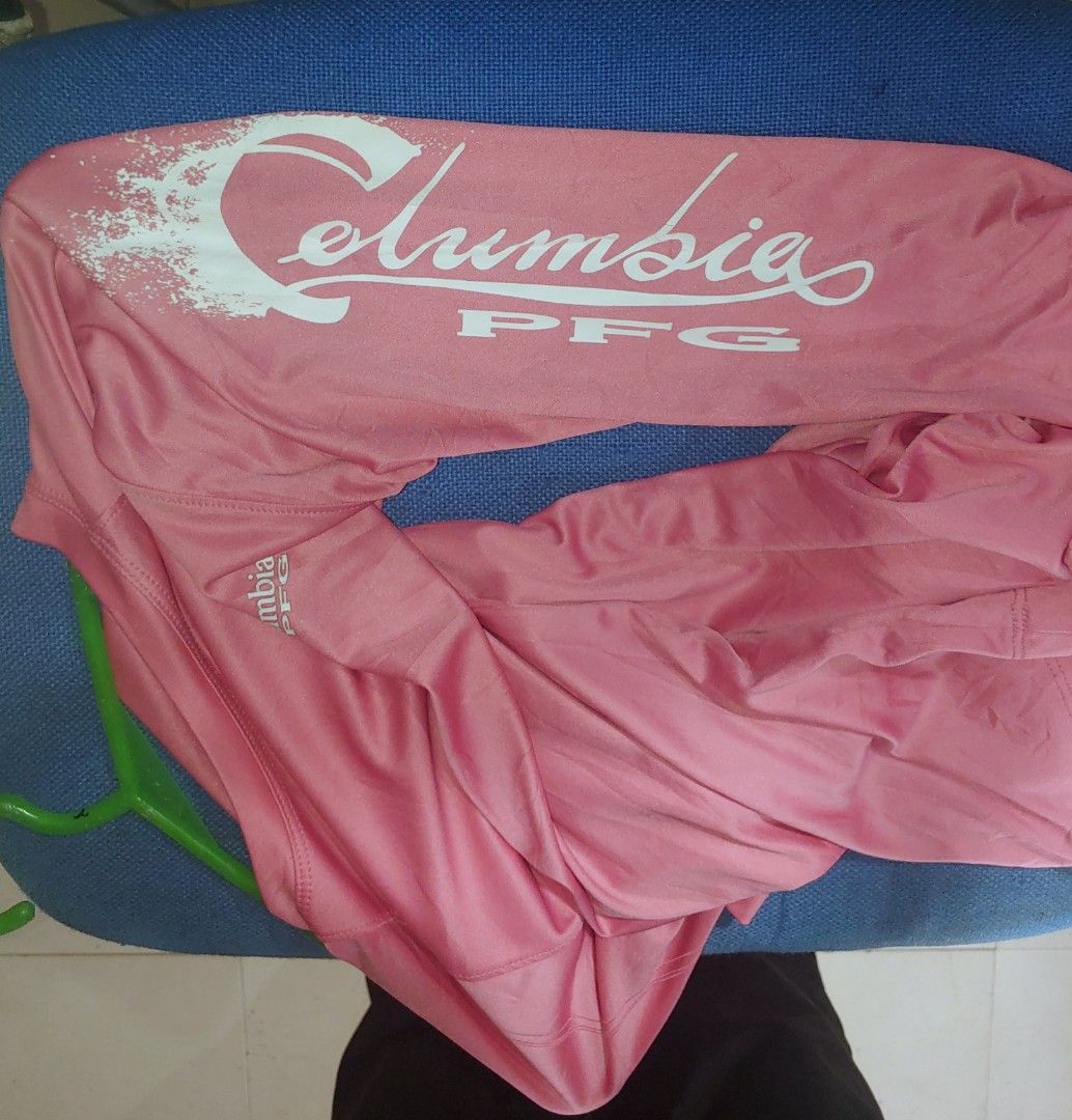 COLUMBIA RASH GUARD on Carousell