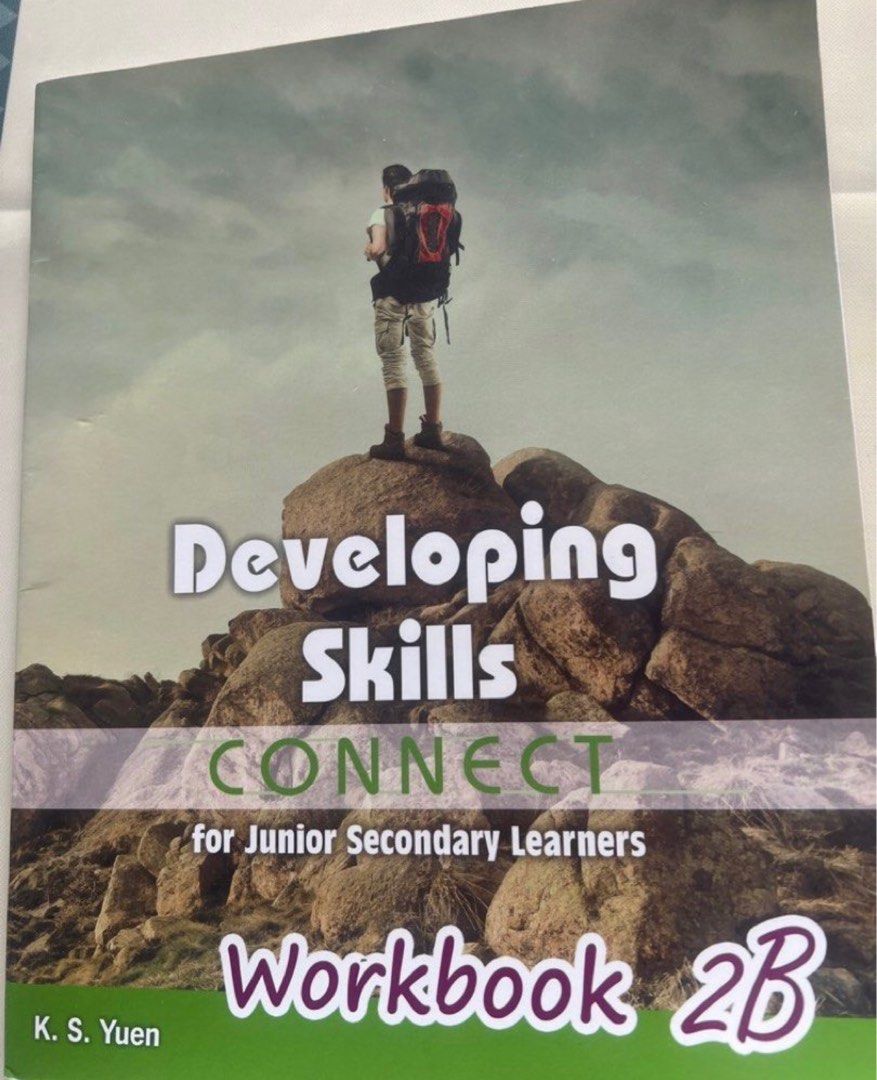 Developing skills connect workbook 2B, 女裝, 孕婦衣服 - Carousell