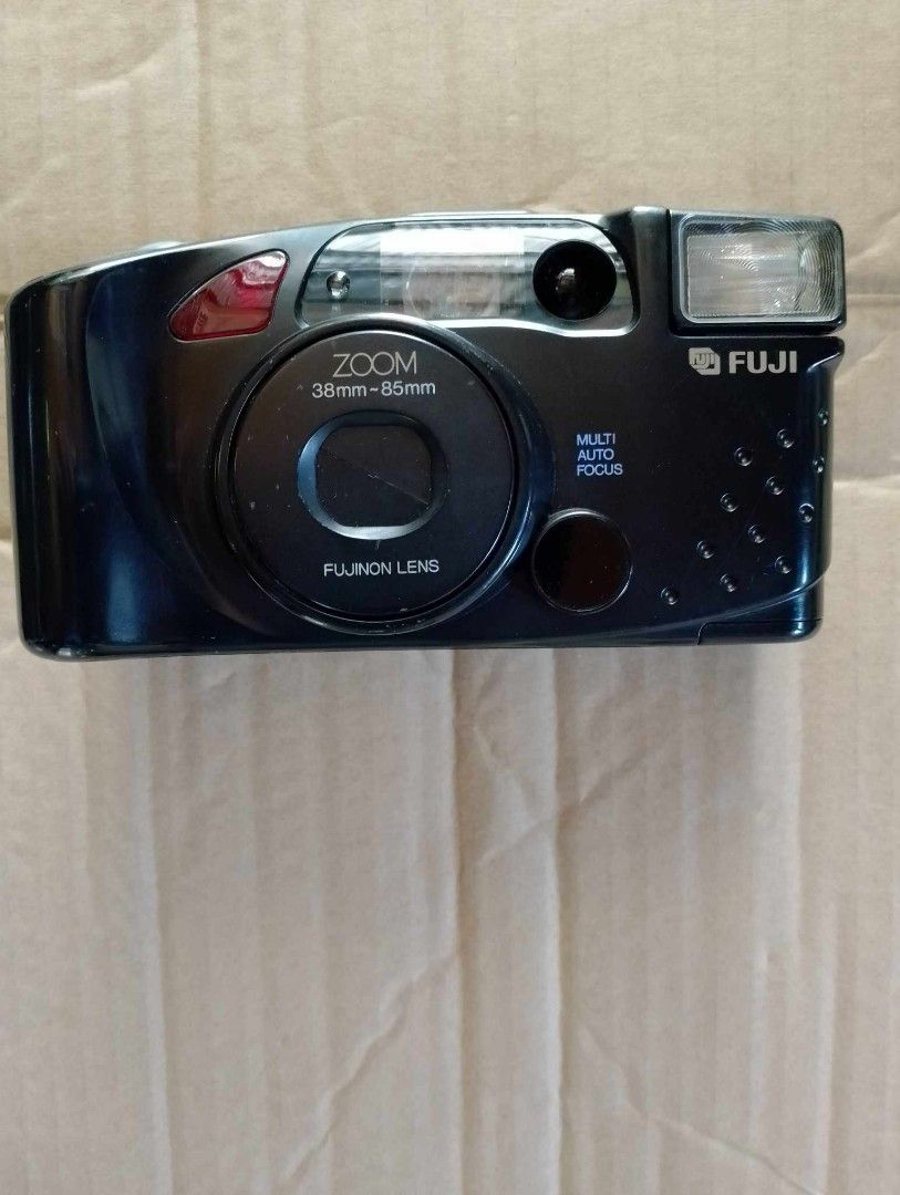 Fuji zoom cardia 950 date, Photography, Cameras on Carousell
