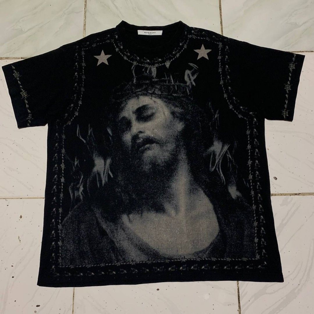 Givenchy Jesus Christ Barb Wire Star Tee on Carousell