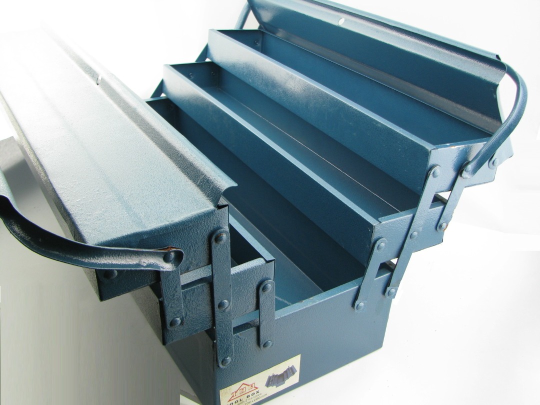 HEAVY DUTY METAL 3 LAYER TOOL BOX KOTAK BESI ALAT LOGAM, Furniture ...