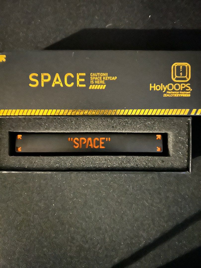 Holy OOPs! Metal spacebar black and orange, 電腦＆科技, 電腦周邊及配件, 電腦鍵盤及相關產品 ...