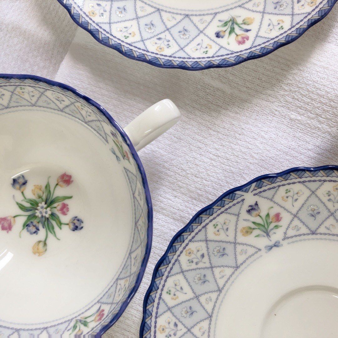 Japan Noritake Blue Flower Garden Teacup and saucer set (2 sets ...