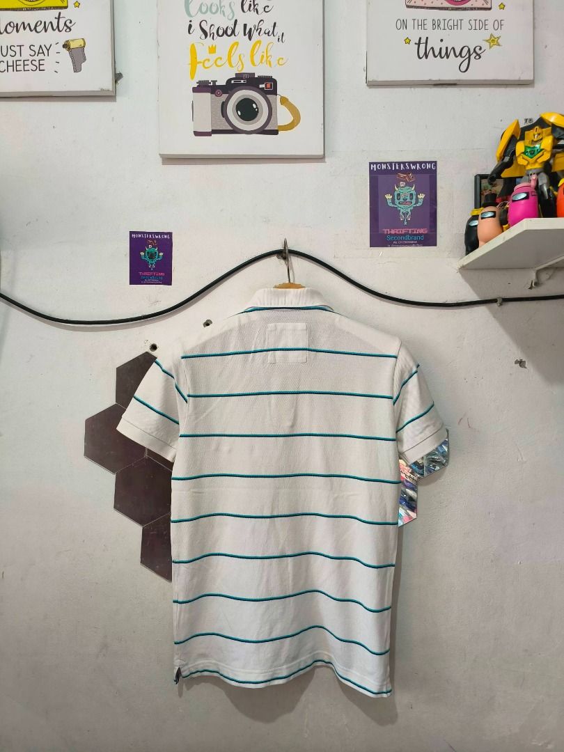 Kaos Polo Uniqlo Putih Garis Garis Biru Tosca Hitam, Fesyen Pria, Pakaian , Atasan di Carousell