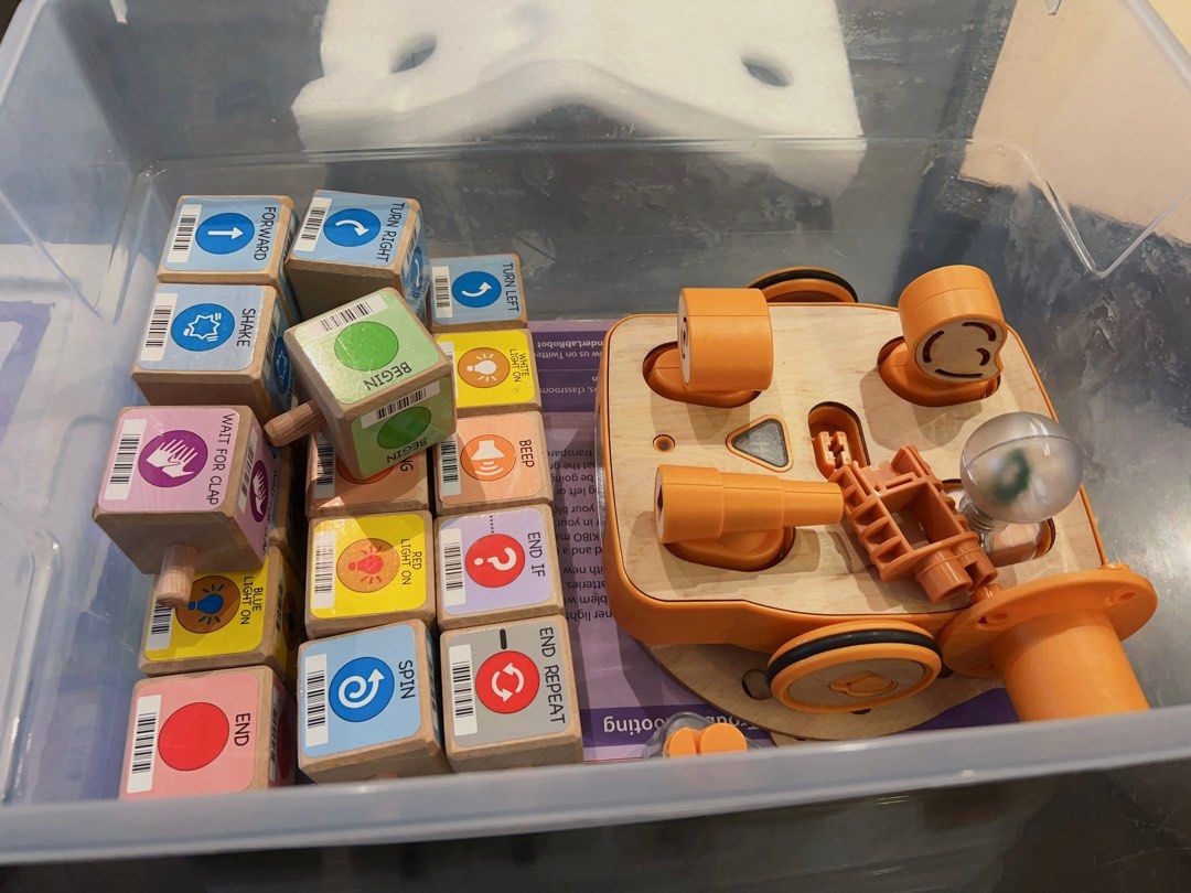 Kibo 18 Robot Kit by KinderLab, Hobbies & Toys, Toys & Games on Carousell