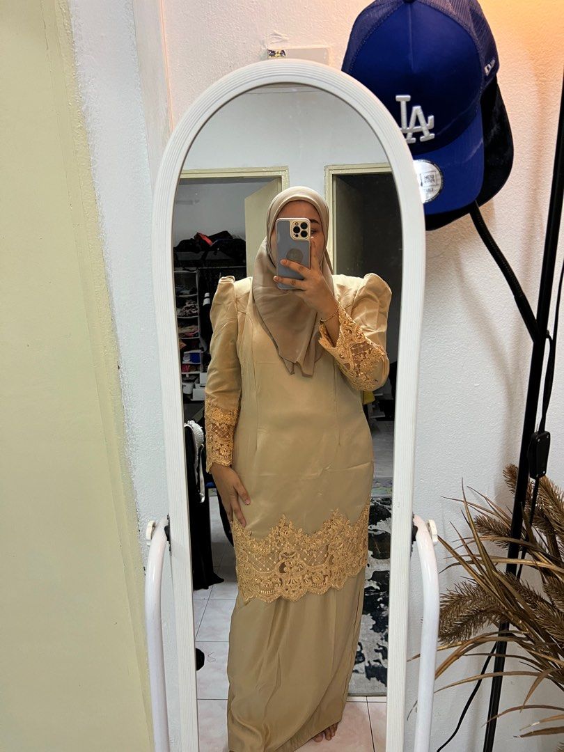 Lace Modern Kurung In Nude, Women's Fashion, Muslimah Fashion, Baju Kurung & sets on Carousell