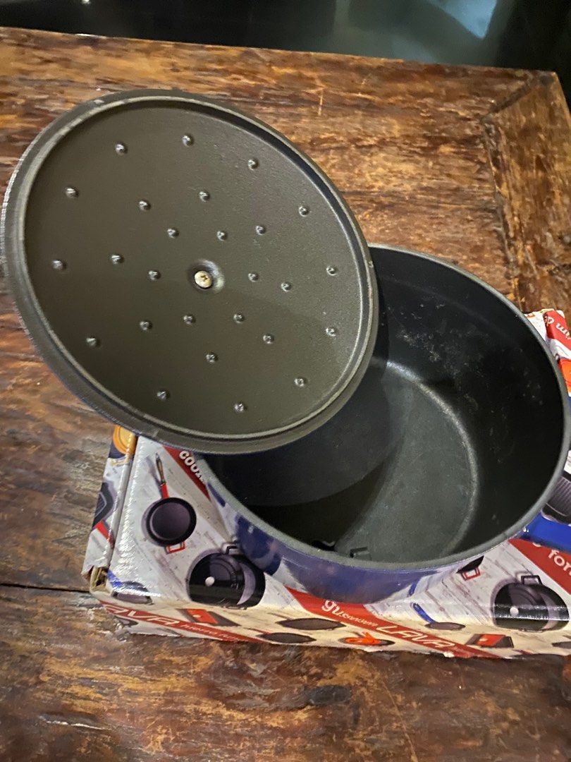 LAVA CAST IRON COOKING POT, Furniture & Home Living, Kitchenware ...