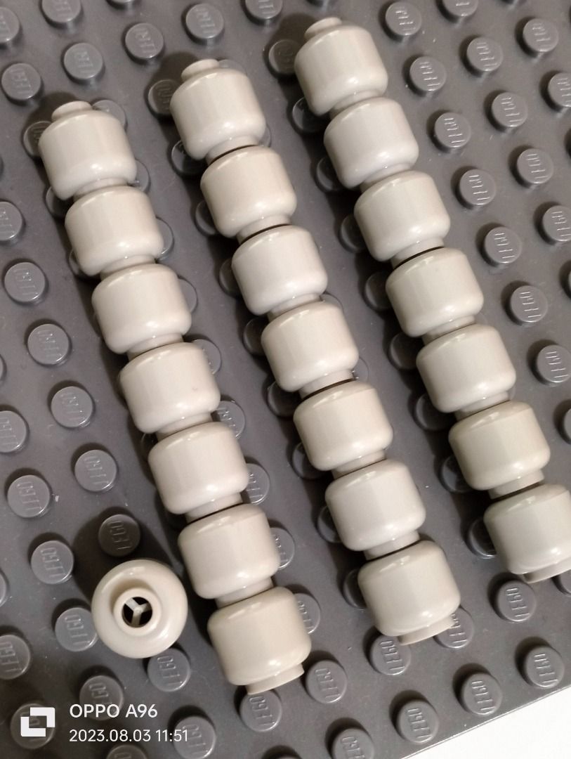 Lego Minifigure Head - Gray, Hobbies & Toys, Toys & Games on Carousell