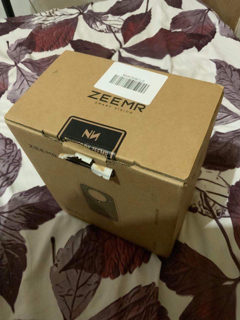 M1 Pro Smart Projector, TV & Home Appliances, TV & Entertainment ...