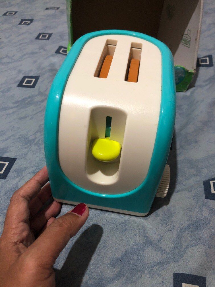 Magic toaster elc on Carousell