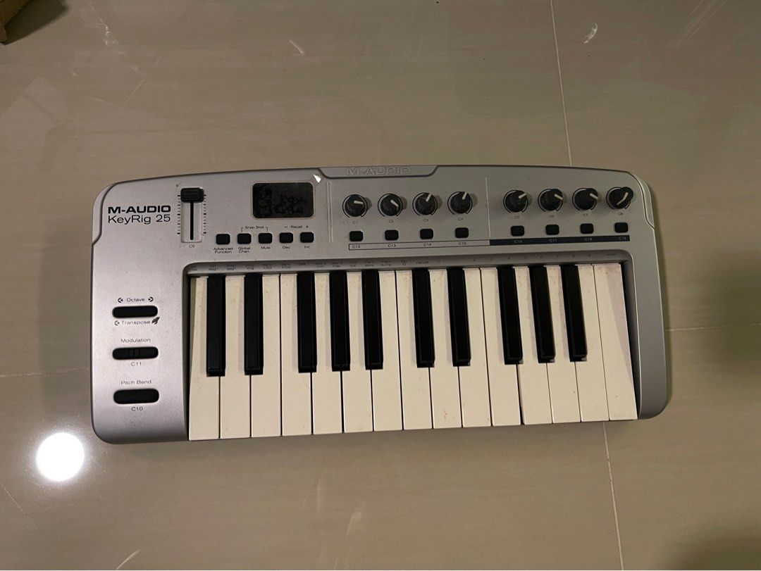 M-AUDIO KeyRig 25 MIDI keyboard, Hobbies & Toys, Music & Media, Musical ...