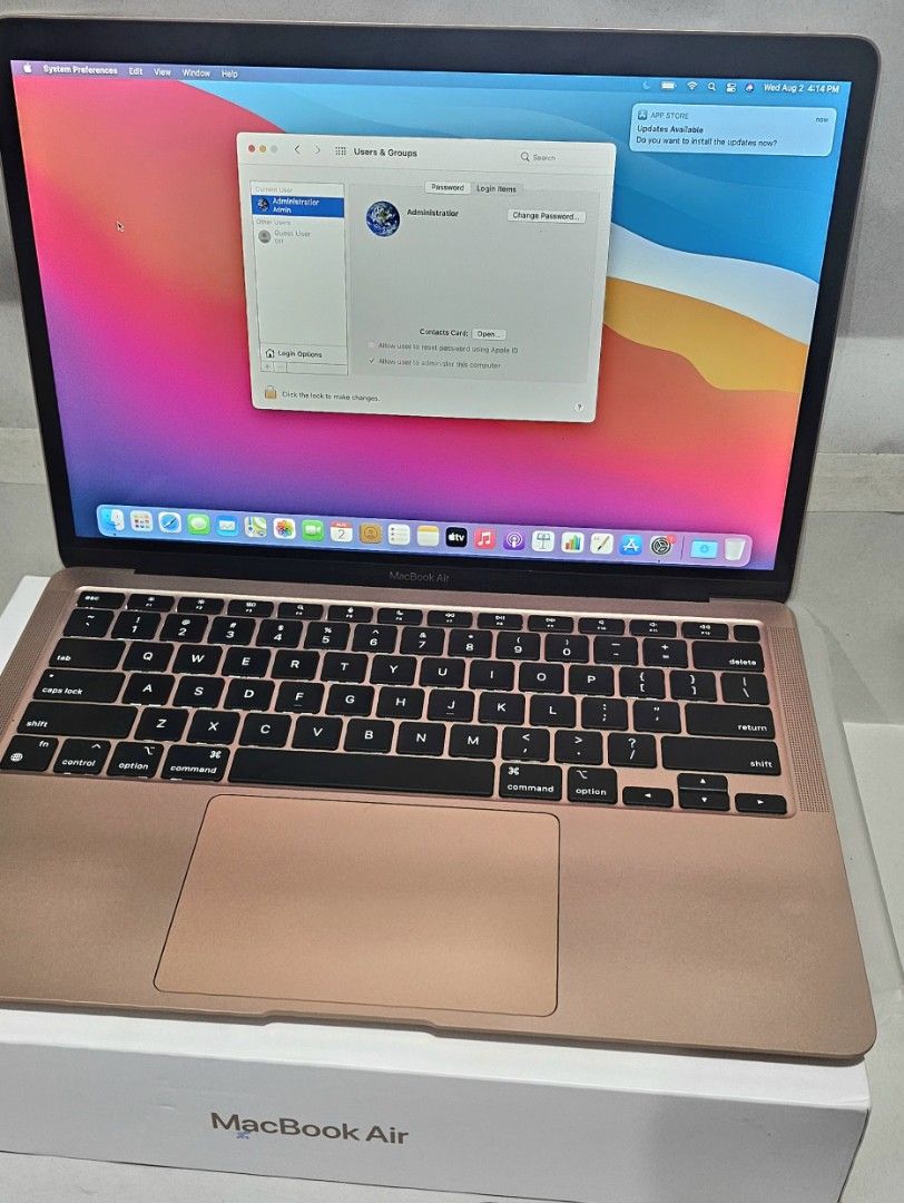 Mcbook pro m1 2020 on Carousell