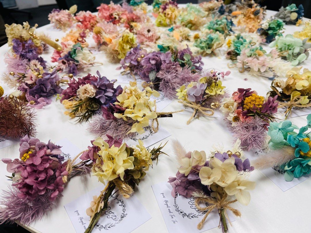 Mini Preserved Flower Bouquets, Hobbies & Toys, Flowers & Bouquets on ...