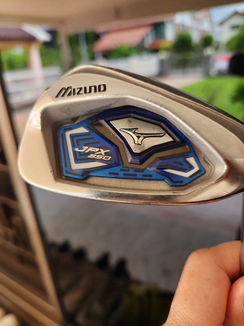 Mizuho JPX 850 Regular Graphite Golf Iron Set, Sports Equipment, Sports & Games, Golf on Carousell