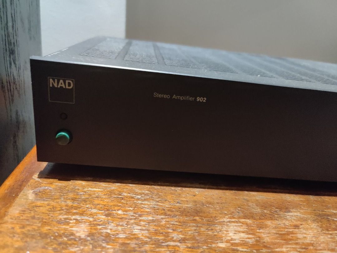 NAD 902 Amplifier on Carousell