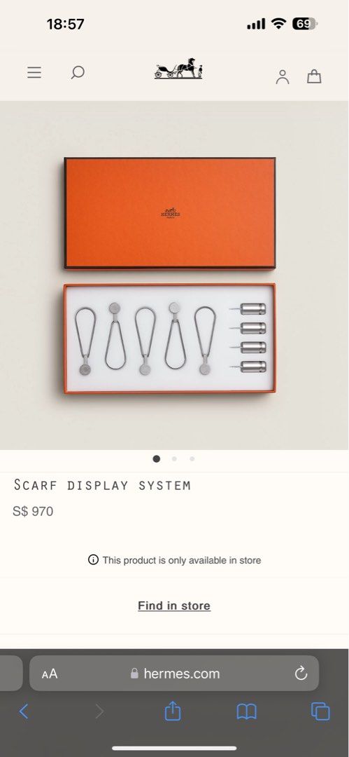 Original Hermes Scarf Display Set, Luxury, Accessories on Carousell