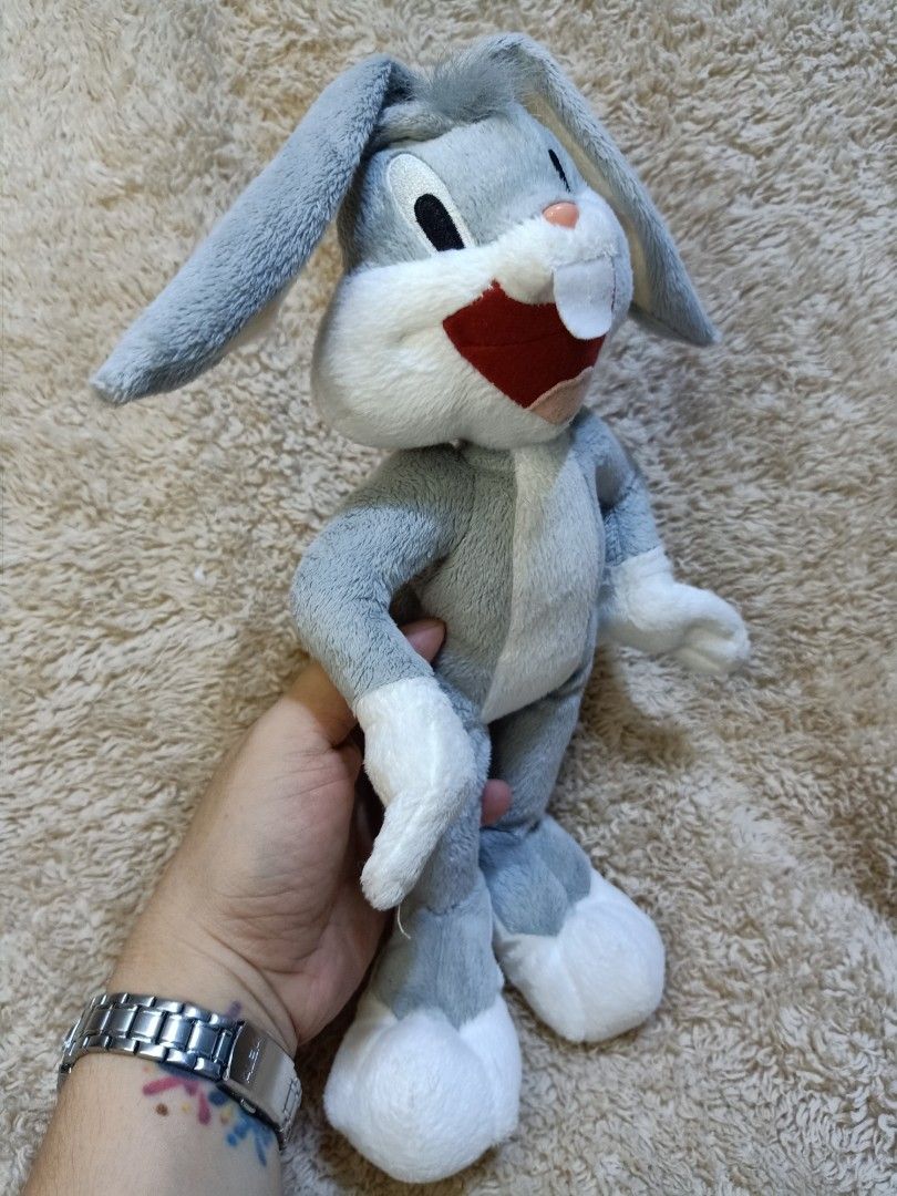 ORIGINAL LOONEY TUNES BUGS BUNNY, Hobbies & Toys, Toys & Games on Carousell