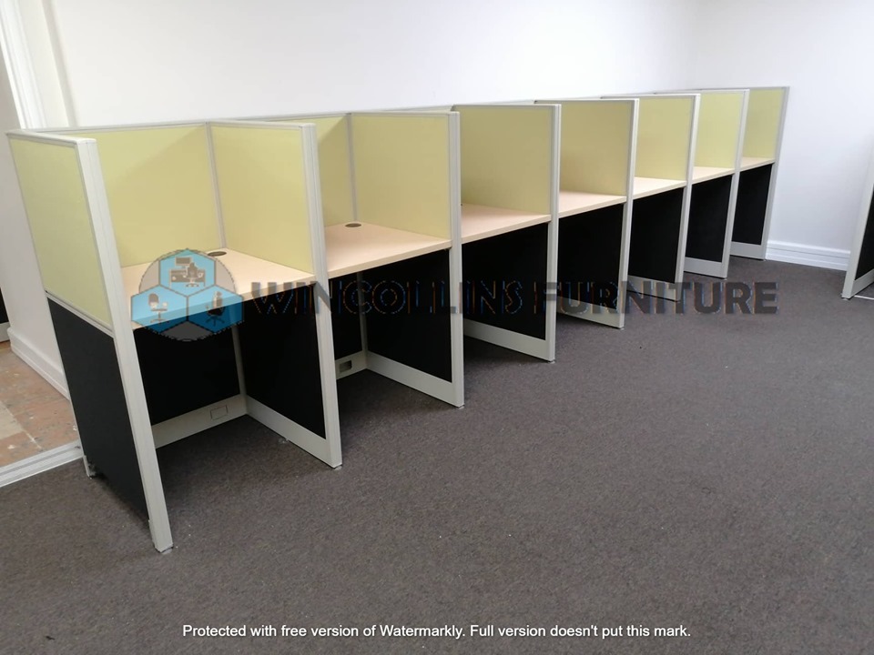 PARTITION PANEL / WORKSTATION TABLE on Carousell