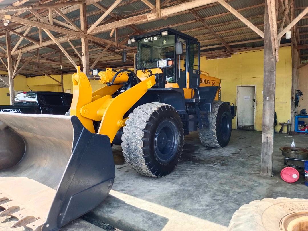 Payloader SDLG 2018 year model, Commercial & Industrial, Construction ...