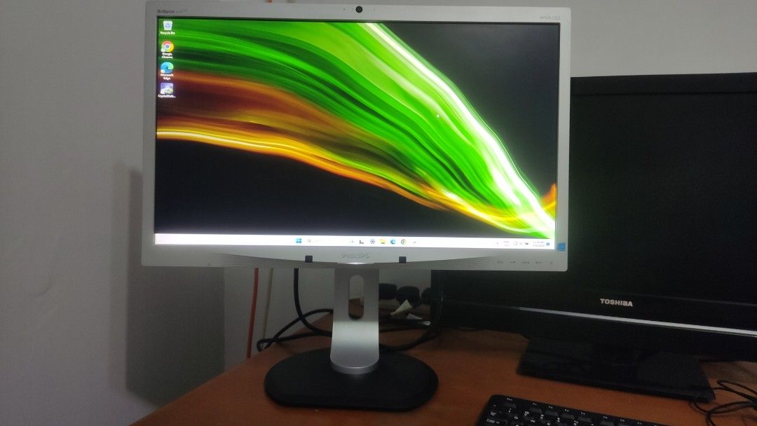 Brilliance 241P 24 Inch Multi Function TV Monitor Desktop Laptop LED ...