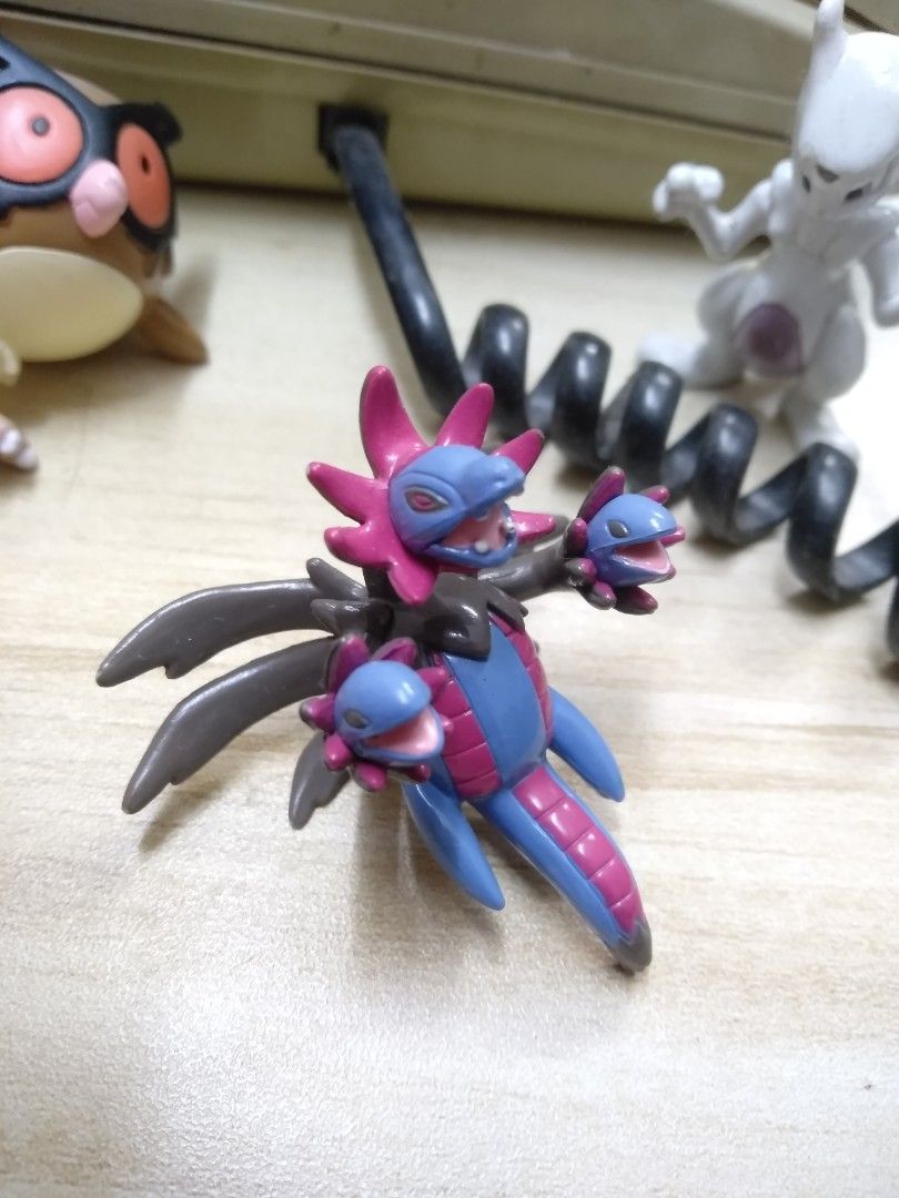 Pokemon Tomy Hydreigon, Hobbies & Toys, Collectibles & Memorabilia ...