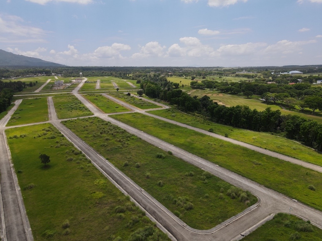 Residential Lot for Sale in Lipa City Batangas inside Golf Community ...
