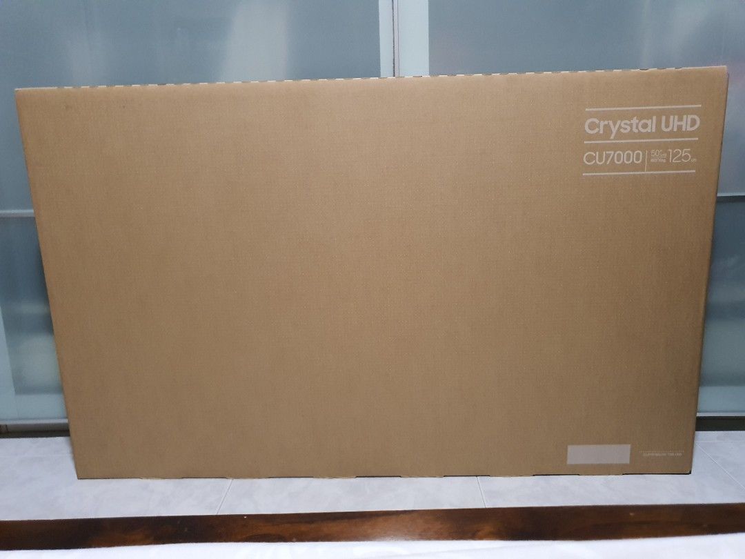Samsung Crystal UHD CU7000 50" 49.5" diag. 125cm Smart TV, TV & Home ...