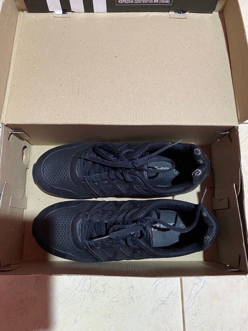 Sepatu Speed Full Black untuk Anak Sekolah, Fesyen Wanita, Sepatu di ...