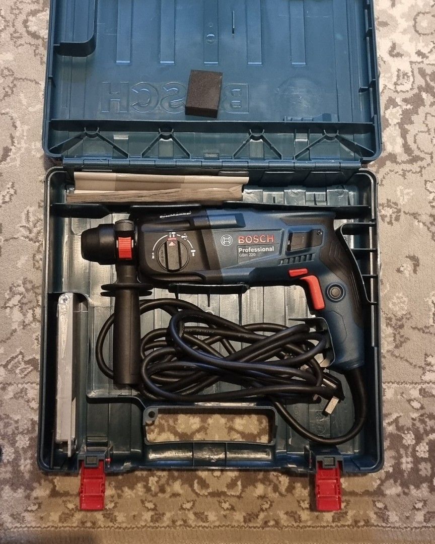 Sewa gerudi / drill rental (Impact Hammer), Services, Home Services ...