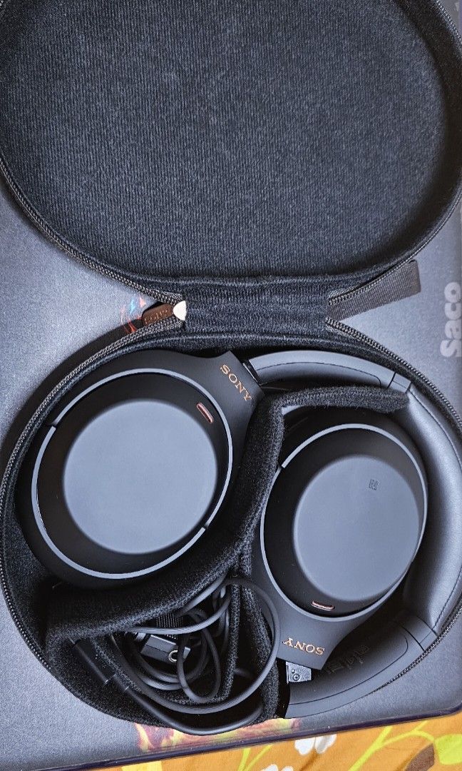 Sony headphones WH1000-XM4, Audio, Headphones & Headsets on Carousell