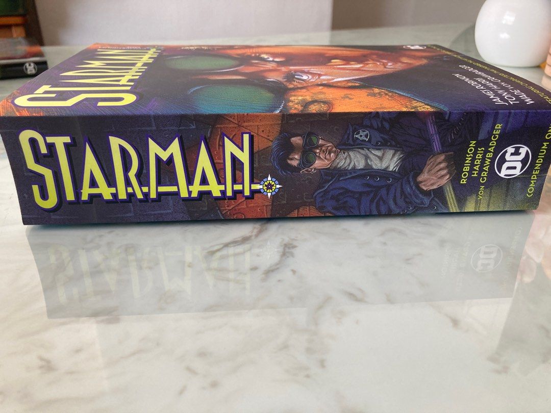 Starman: Compendium One TP (DC), Hobbies & Toys, Books & Magazines ...