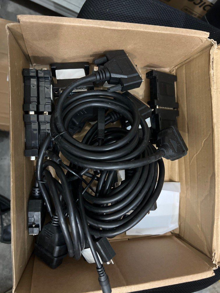 T300 Auto Key Programmer, V17.8 Universal Car Key Transponder One Piece, Car Detector, Read and ...