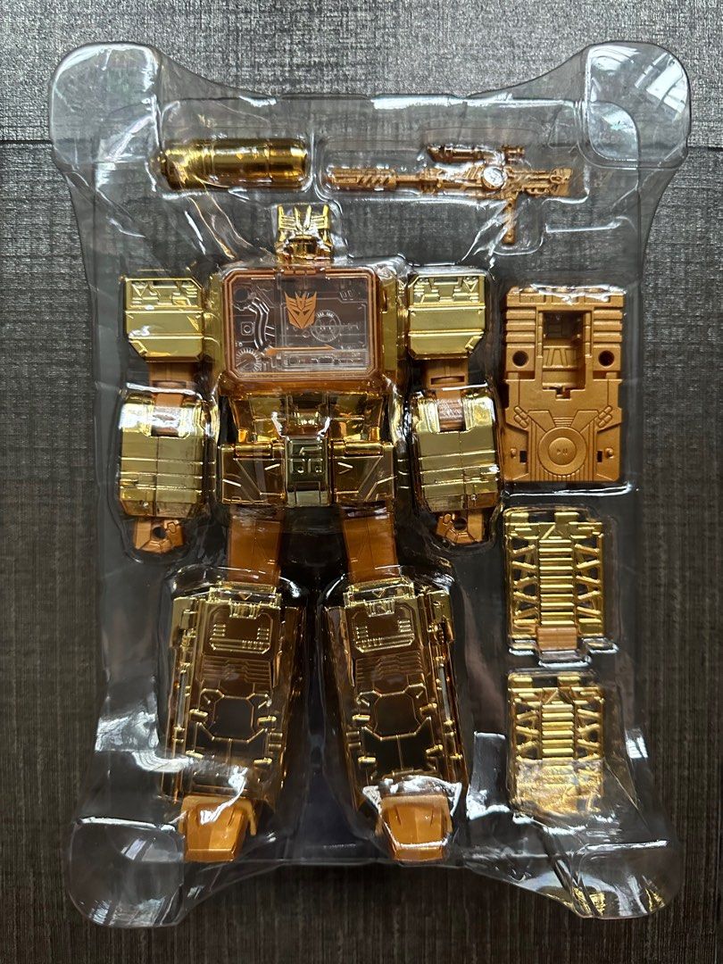 Takara Tomy Transformers Gold Lagoon Soundwave Sealed on Tray, Hobbies ...