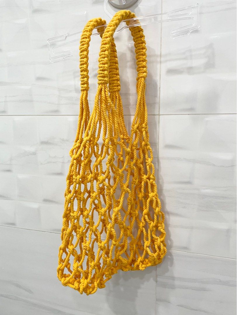 Tas jaring jaring, Fesyen Wanita, Tas & Dompet di Carousell