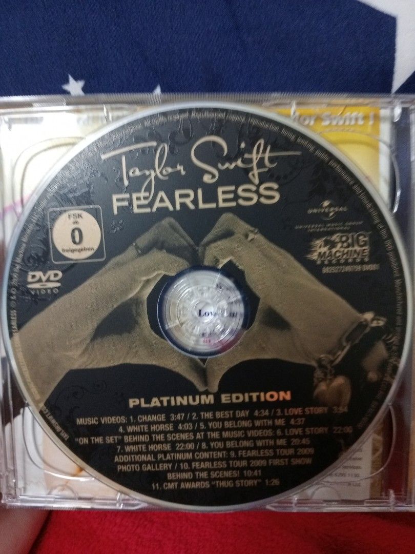 Taylor Swift Fearless Platinum Edition Cd/dvd, Hobbies & Toys, Music ...