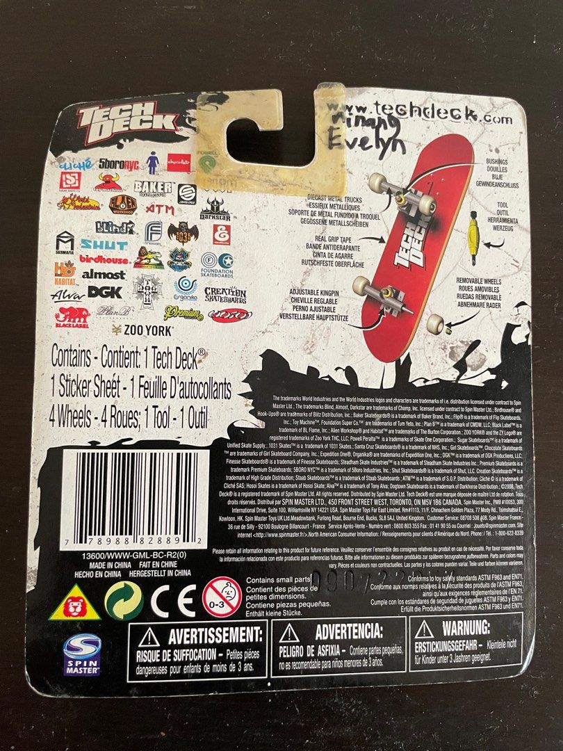 Tech Deck SANTA CRUZ Fingerboard Skateboard, Hobbies & Toys, Toys ...
