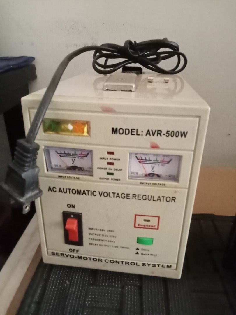 Transformer- AC automatic voltage regulator. AVR-500W OMNI on Carousell
