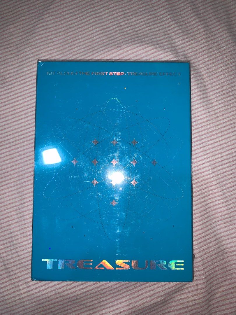 TREASURE FIRST ALBUM THE FIRST STEP: TREASURE EFFECT, Hobbies & Toys ...