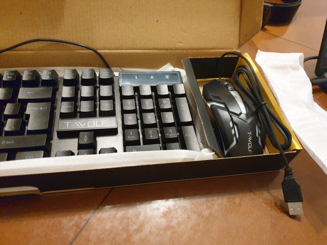 T Wolf Tf200 Rainbow Bavklit Game Keyboard And Mouse Set Computers And Tech Parts And Accessories