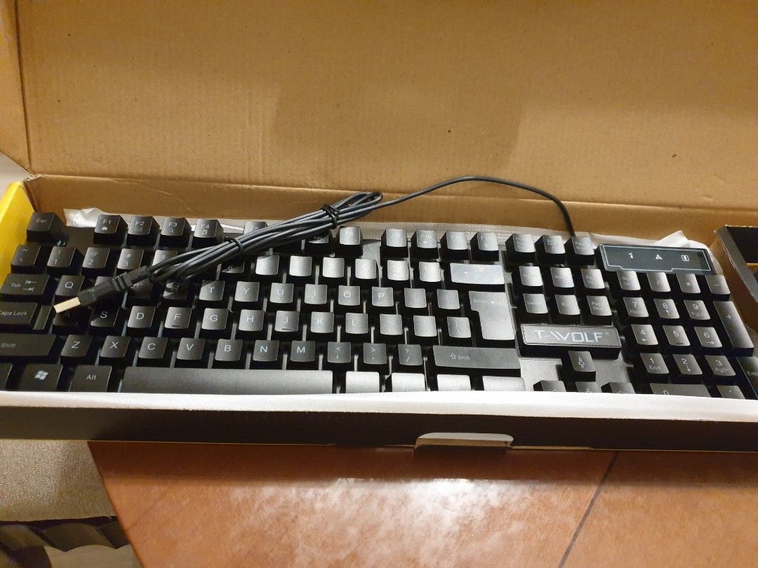 T Wolf Tf200 Rainbow Bavklit Game Keyboard And Mouse Set Computers And Tech Parts And Accessories