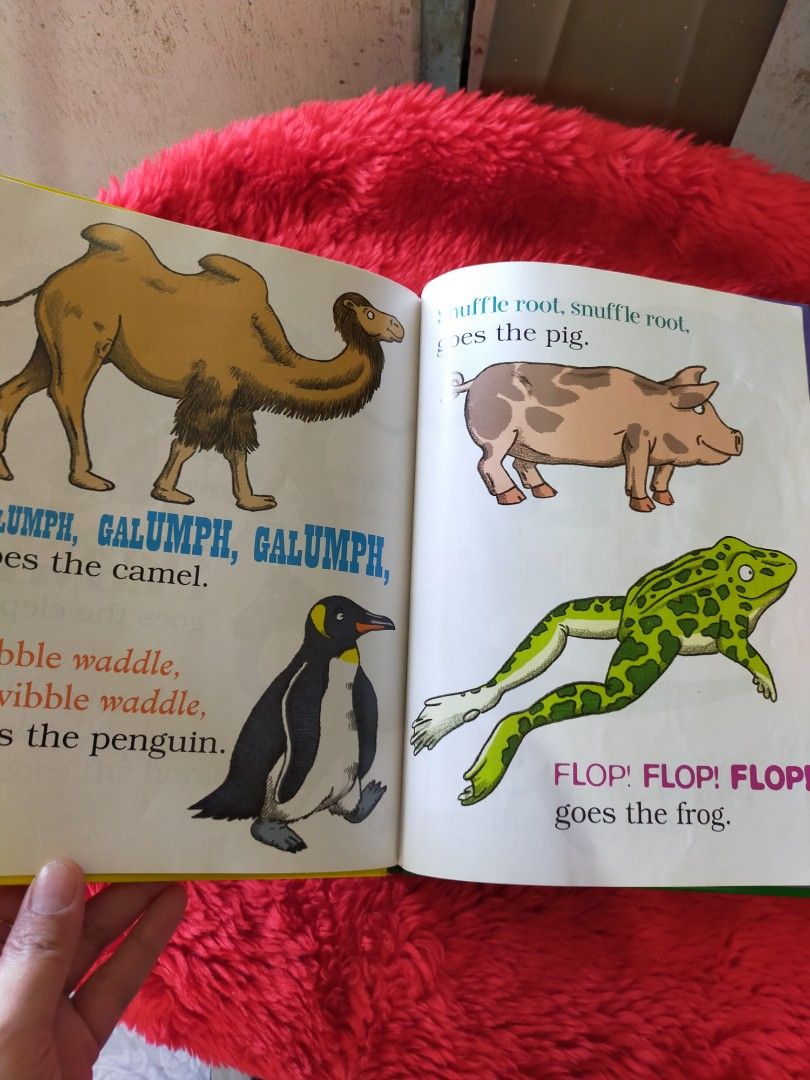 Wiggle waggle book on Carousell